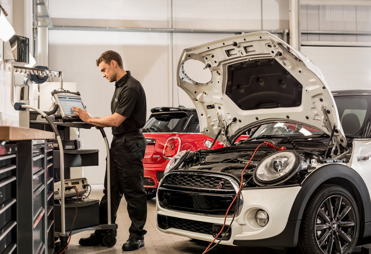 JCT600 | MINI Approved Service Centre